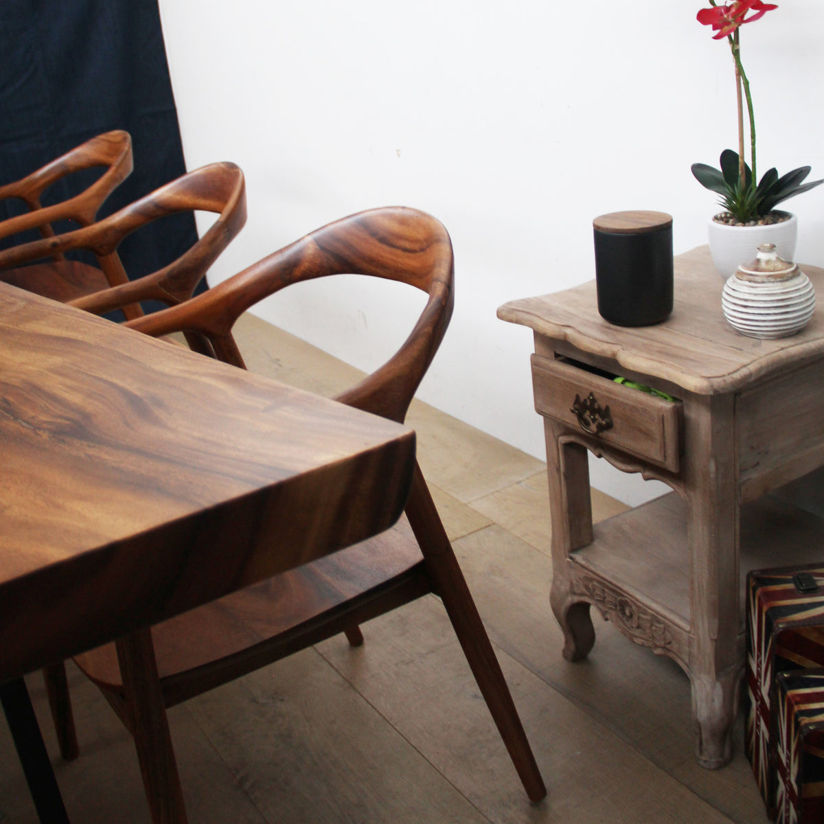 Furniture – Wooji Flooring